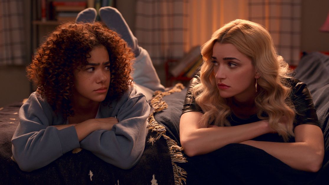 Netflix anuncia data de estreia da 3ª temporada de “Ginny e Georgia“ - R1