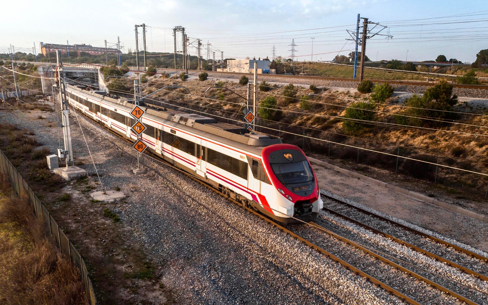 Passeio de trem mostra uma das vistas mais incríveis do Brasil - R1