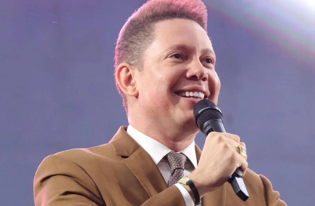 Bispo Bruno Leonardo doa R$ 1 milhão às Obras Sociais Irmã Dulce - R1