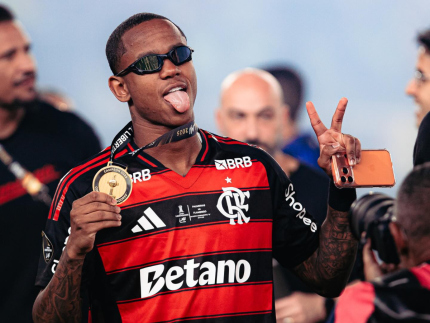 De saída do Flamengo, Wallace Yan confirma transferência para o RB ...