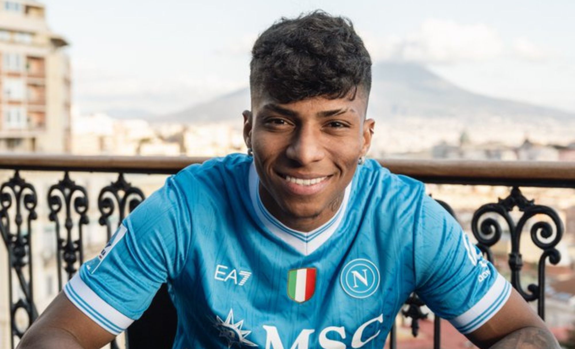 saiba como atacante saiu da Série C para o Napoli - R1